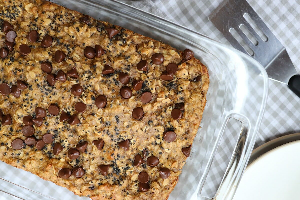 Gooey Peanut Butter Banana Oat Bars (No added sugar!) - From Scratch ...