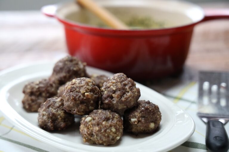 Easy Meatballs Without Breadcrumbs (5 Ingredients) - From Scratch Farmstead
