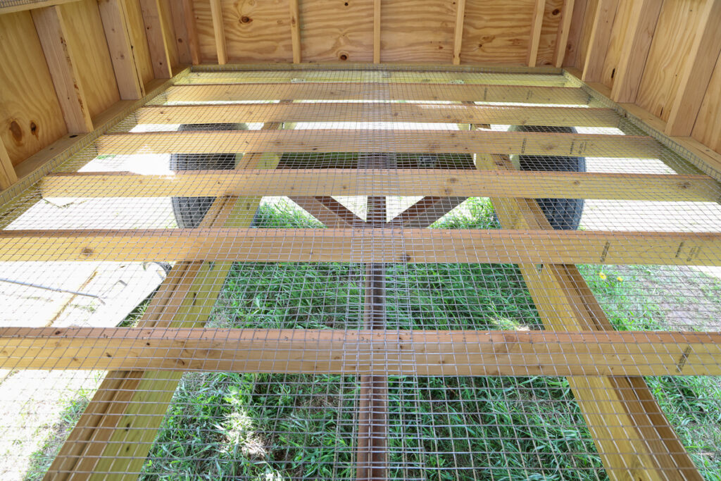 Ultimate DIY Movable Chicken Coop | Running Gear Egg Mobile Build ...