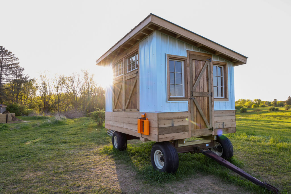 Ultimate DIY Movable Chicken Coop | Running Gear Egg Mobile Build ...
